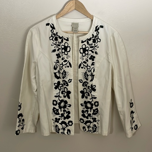 Sigrid Olsen | Jackets & Coats | Vintage Sigrid Olsen Off White W Black ...